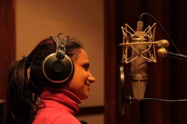 Annie Garcés, una cantante enamorada de la trova cubana – Bayano digital